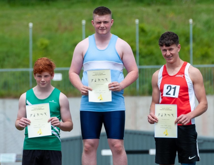 toby owen podium SW Schools - YATE & DISTRICT ATHLETIC CLUB